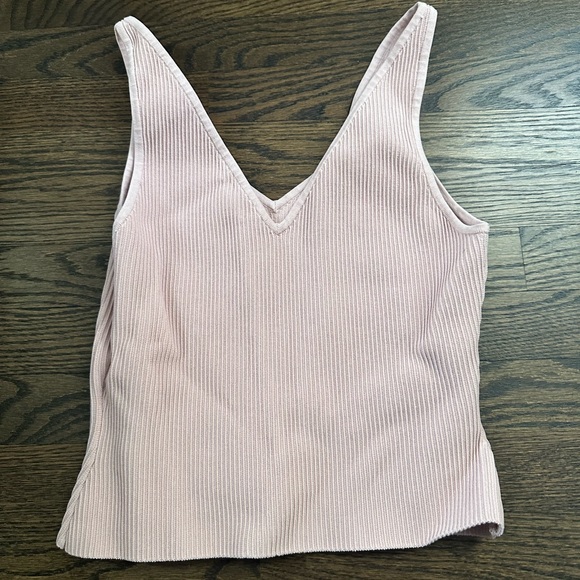 Babaton | Tops | Aritzia Babaton Tank Top | Poshmark